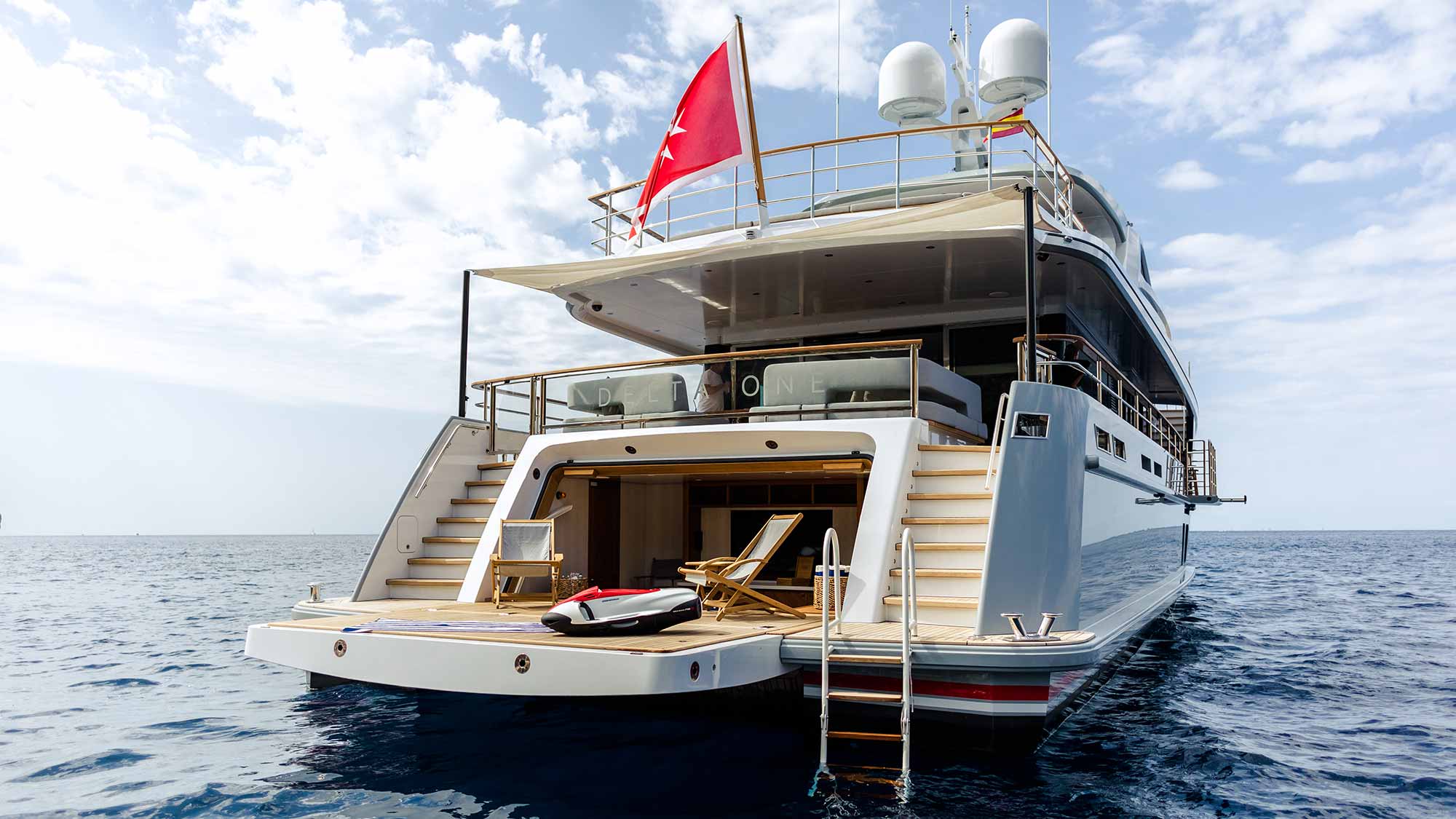 Yacht DELTA ONE, Mulder Yachts | CHARTERWORLD Luxury Superyacht Charters